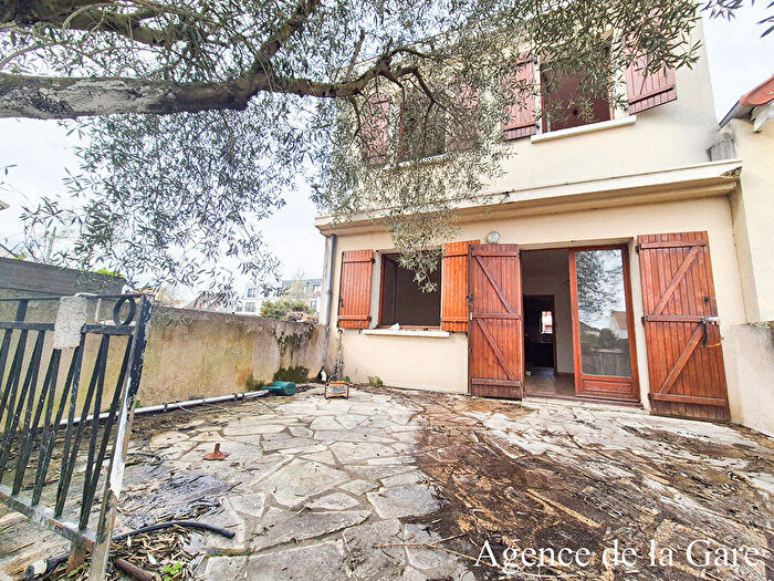 Maison 5 pièces à vendre - Carrières-sur-Seine, Allouettes, Réveil Matin, Printemps