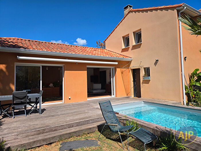 Saint-Nazaire, Saint-Marc : Maison 6 pièces à vendre