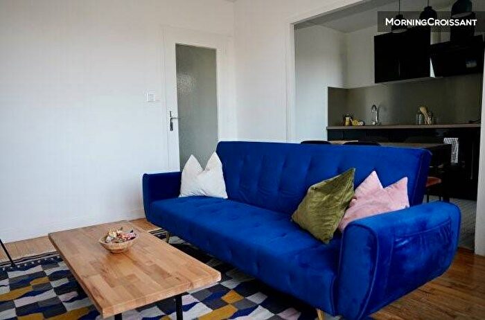 Appartement à louer - Bellevue-Charreaux, Chalon-sur-Saône - 1 pièce - 2 chambres