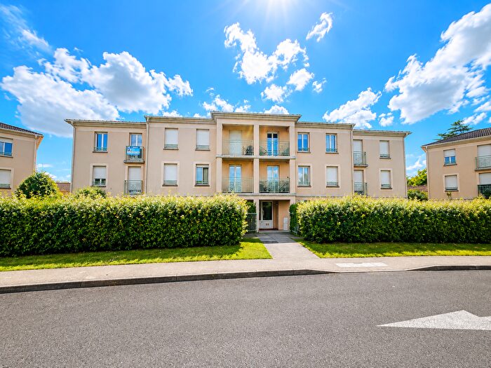 Saint-Pierre-du-Perray - Appartement 1 pièce à vendre