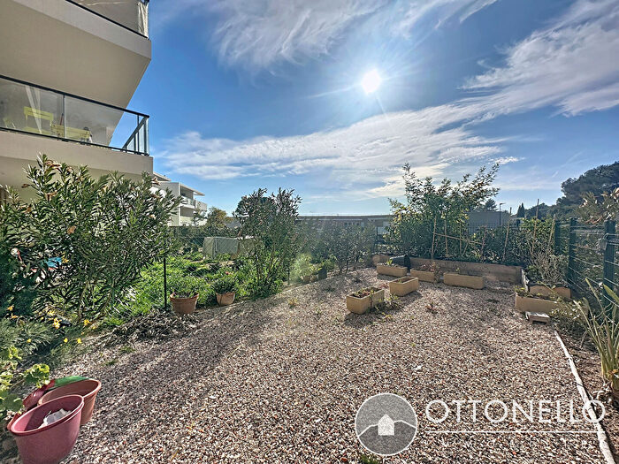 Appartement à vendre - Roquebrune-sur-Argens, La Bouverie - 3 pièces - 2 chambres