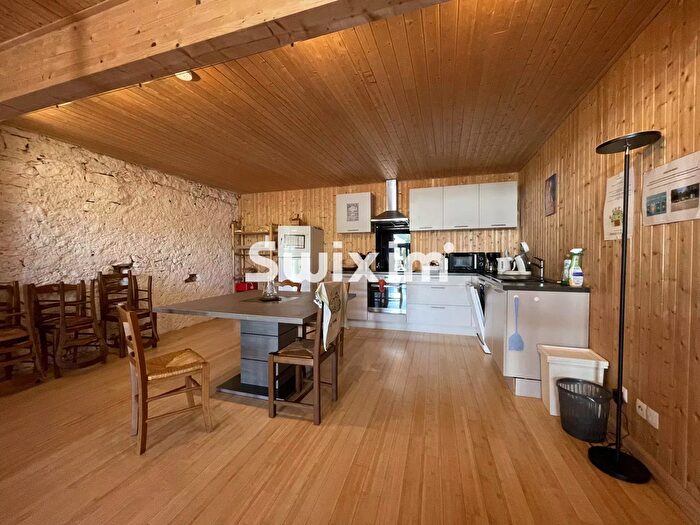 Maison à vendre - Lect - 5 pièces - 3 chambres