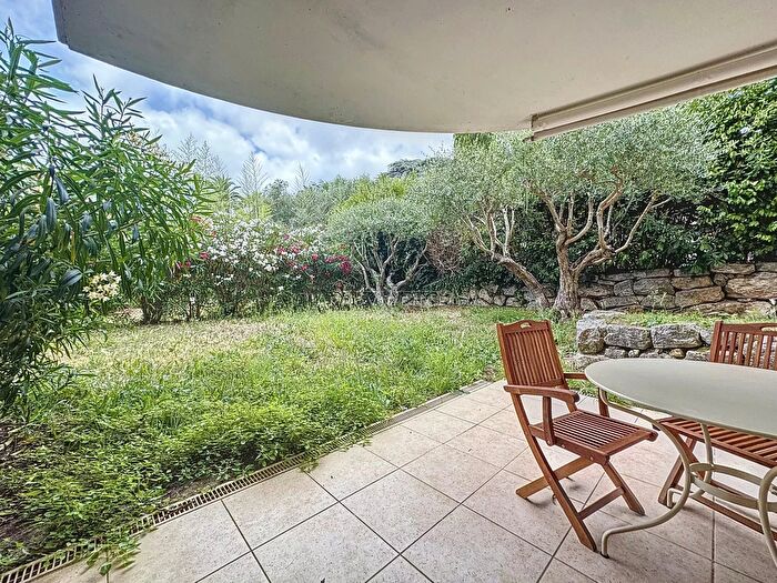 Appartement à vendre - Cannes, Californie Pezou - 2 pièces - 1 chambre