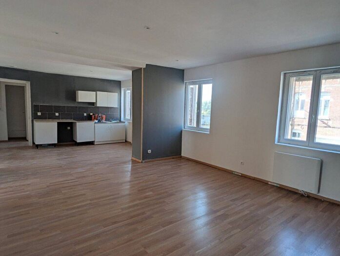 Appartement à louer - La Brasserie-Le Faubourg, Sin-le-Noble - 4 pièces - 3 chambres