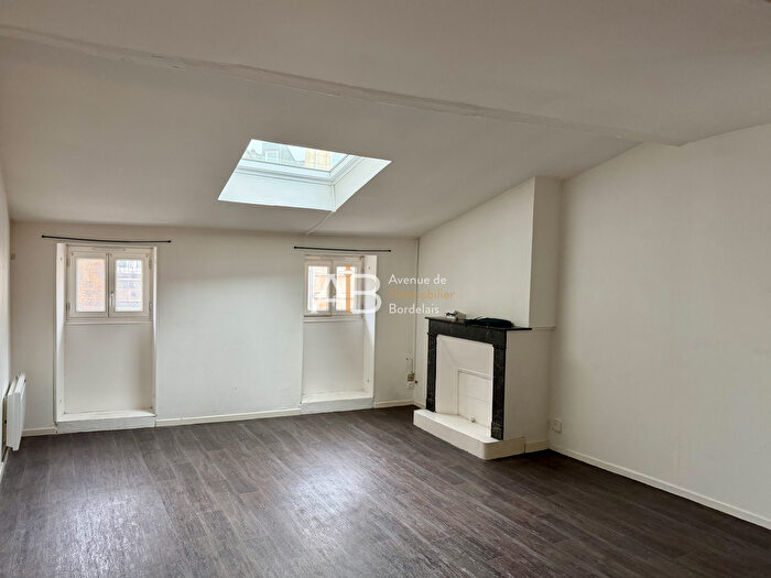 Appartement à louer - Bordeaux, Quinconces, Grands Hommes, Tourny - 2 pièces - 1 chambre