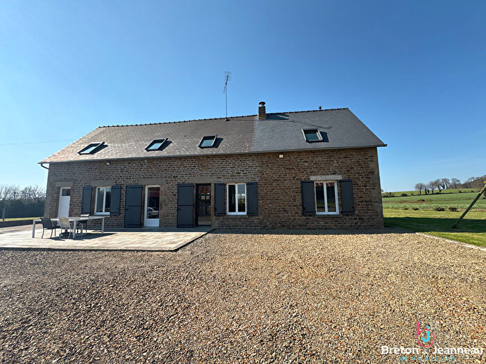 Maison à vendre - Larchamp - 7 pièces - 5 chambres