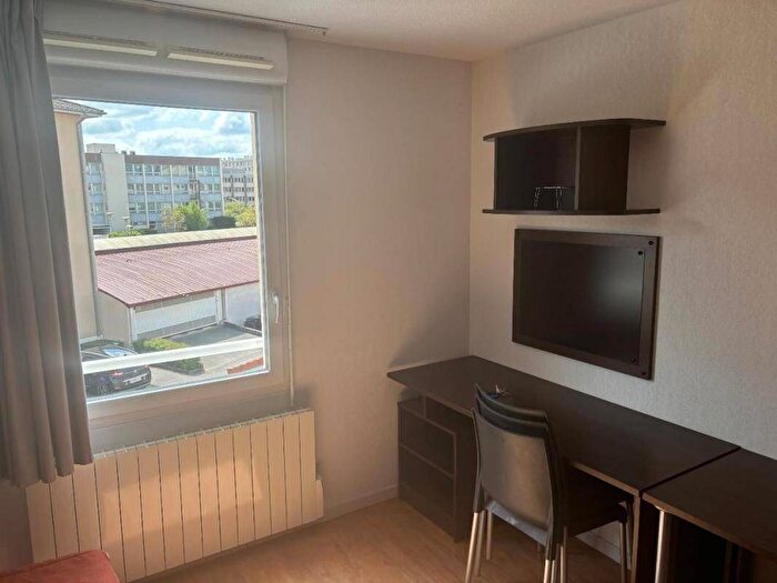 Appartement à louer - Grande Reyssouze-Grand Challes, Bourg-en-Bresse - 1 pièce