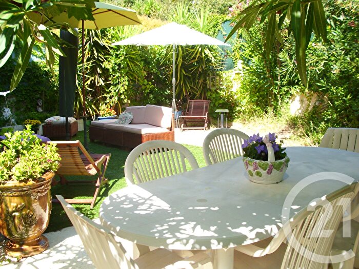 Maison à vendre - Marseille e , Saint-Marcel - 4 pièces - 3 chambres