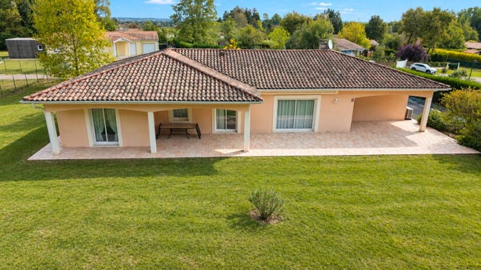 Maison 7 pièces à vendre à Coimères