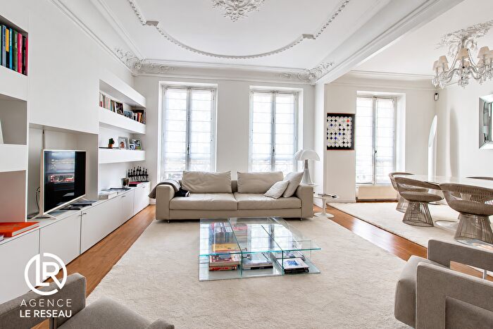 Appartement 4 pièces à Neuilly-sur-Seine, Plaine des Sablons, à vendre