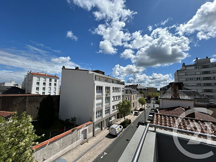 Appartement 6 pièces à La Roche-sur-Yon, Pentagone, Pont-Morineau, à vendre