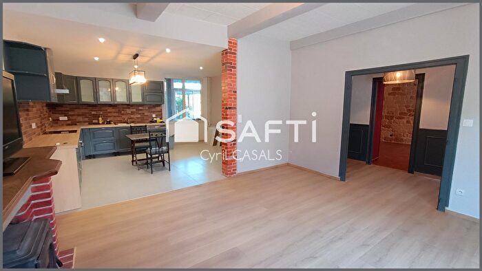 Maison à vendre - Montceau-les-Mines, Bellevue - 7 pièces - 4 chambres