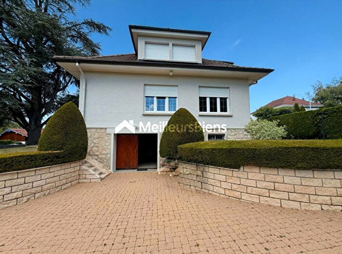 Maison 7 pièces à Delle, à vendre