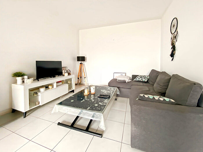 Appartement à vendre - Marseille e , Sainte-Marthe - 2 pièces - 1 chambre