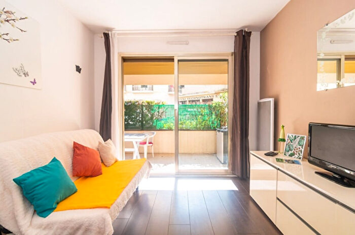 Appartement 2 pièces à vendre à Cannes, Carnot