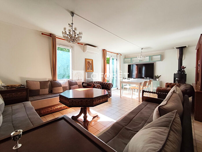 Maison à vendre - Ris-Orangis, Le Village - 6 pièces - 4 chambres