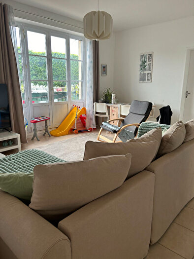 Appartement à louer - Crépy-en-Valois, Prévert, Vassal - 4 pièces - 3 chambres