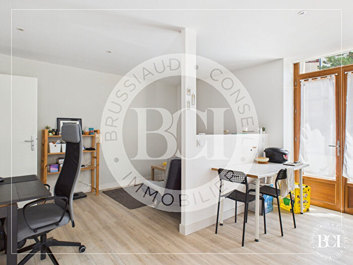 Appartement à vendre - La Tronche - 3 pièces - 2 chambres