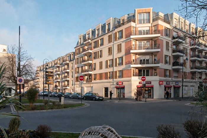 Appartement à vendre - Le Plessis-Trévise, Centre-ville, Orly Parc - 3 pièces - 2 chambres