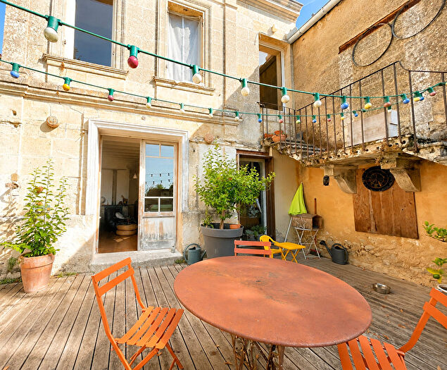 Cadillac-en-Fronsadais : Maison 8 pièces à vendre