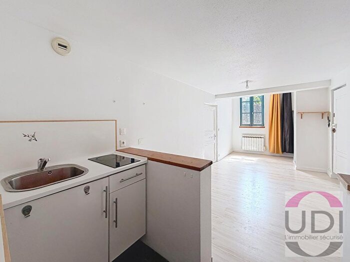 Appartement à louer - Guéret, Centre-ville, La Rodde, Champegaud - 2 pièces - 1 chambre