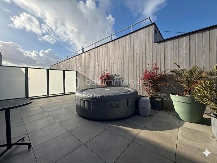 Appartement à vendre - Pontault-Combault, Berchères - 4 pièces - 3 chambres