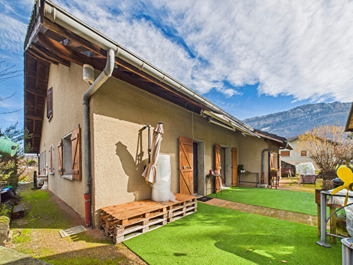 Maison à vendre - Mouxy - 7 pièces - 5 chambres