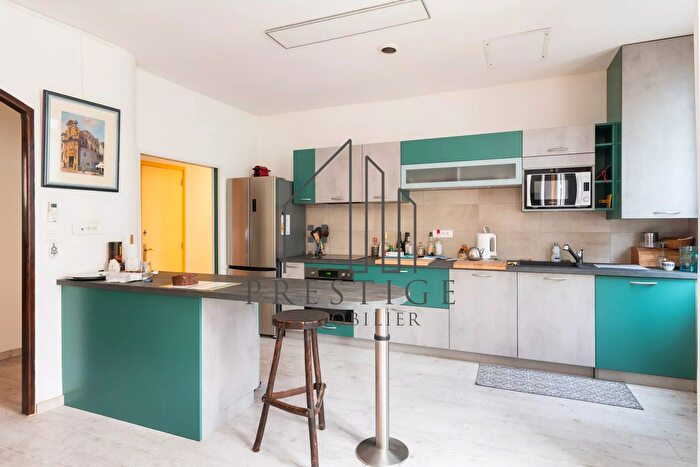 Appartement 10 pièces à Marseille 15ème, La Cabucelle, à vendre