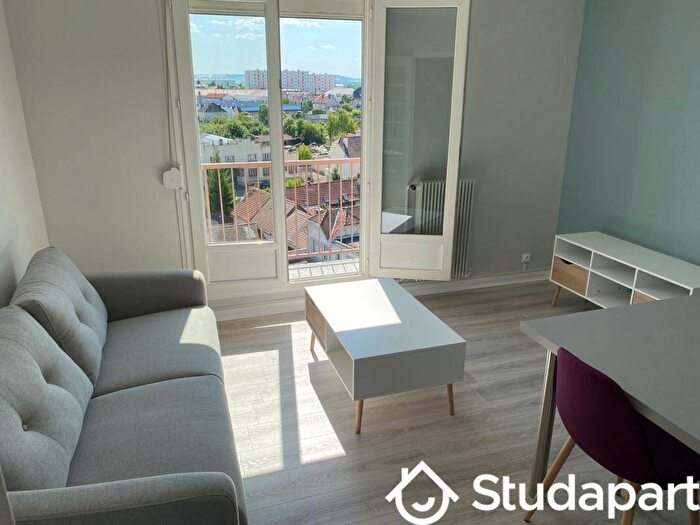 Appartement à louer - Trévois-Croncels, Troyes - 1 pièce - 2 chambres