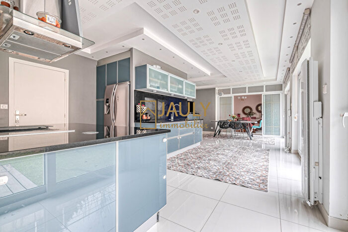 Maison à vendre - Meaux - 10 pièces - 5 chambres