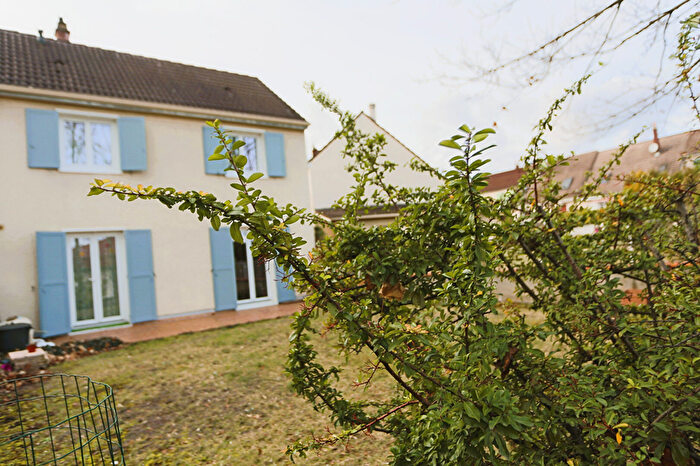 Maison à vendre - Riom, Le Couriat, Les Boules, La Beaumette, La Petite Provence - 5 pièces - 3 chambres