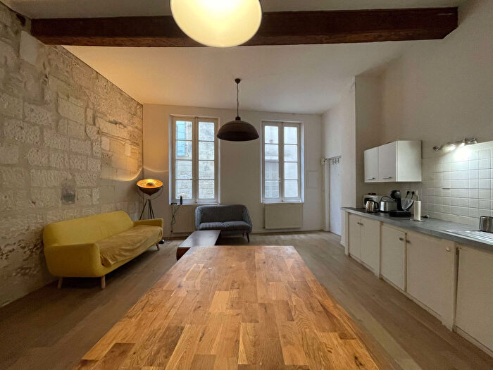 Appartement à vendre - Arles, Centre-ville - 4 pièces - 3 chambres