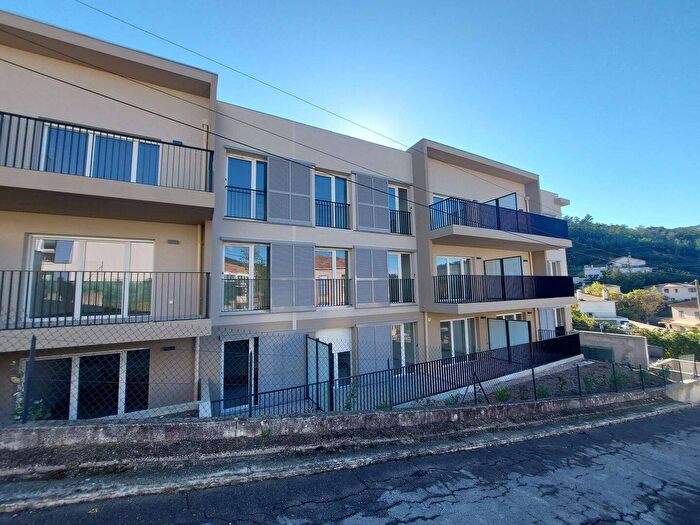 Auribeau-sur-Siagne : Appartement 3 pièces à louer