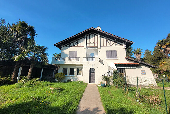 Appartement à louer - Pau, Pau Nord - 4 pièces - 3 chambres