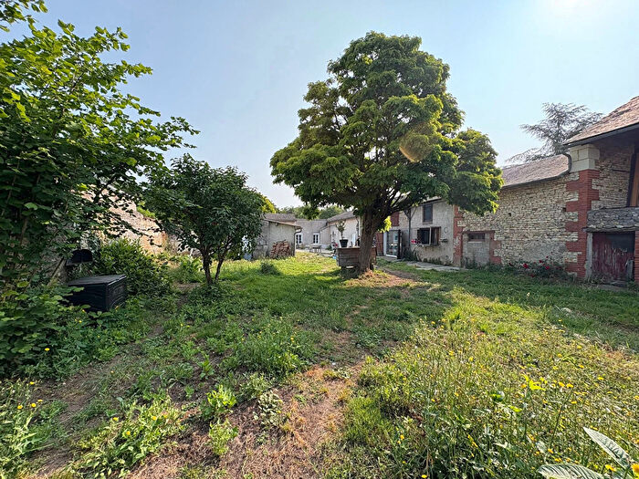 Maison à vendre - Braye-sous-Faye - 5 pièces - 3 chambres