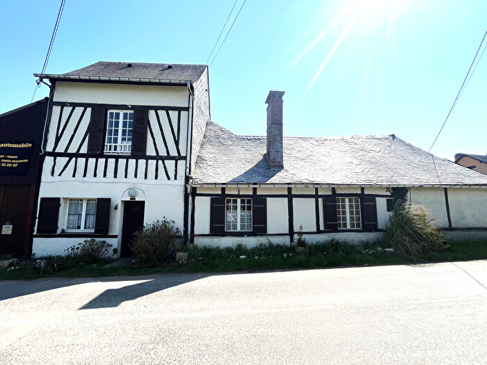 Maison à vendre - Aumale - 9 pièces - 6 chambres