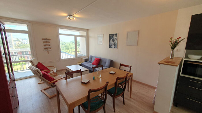 Appartement 3 pièces à Brest, Saint-Marc, Kérampéré, à louer