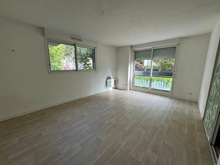 Appartement à louer - Bannier-Coligny, Orléans - 2 pièces - 1 chambre