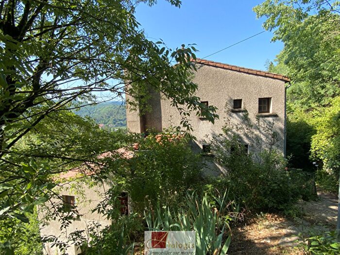 Maison à vendre - Le Vigan - 6 pièces - 3 chambres