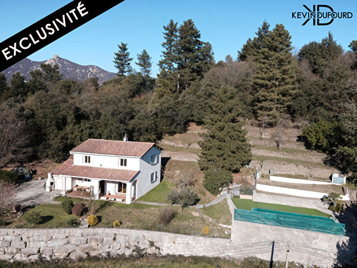 Maison à vendre - Jaujac - 7 pièces - 5 chambres