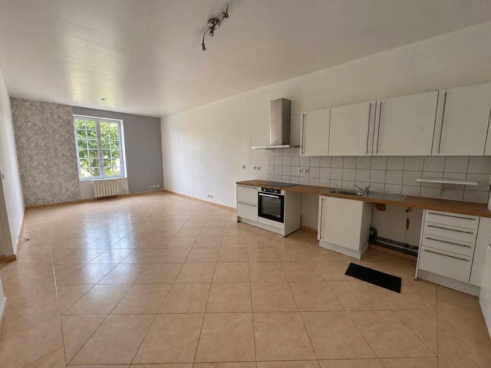 Saint-Germain-de-la-Grange : Appartement 3 pièces à louer