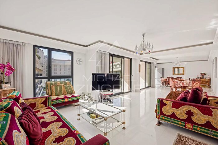 Appartement à vendre - Cannes - 6 pièces - 5 chambres