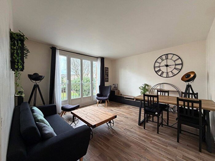 Appartement à louer - Coubron - 2 pièces - 1 chambre