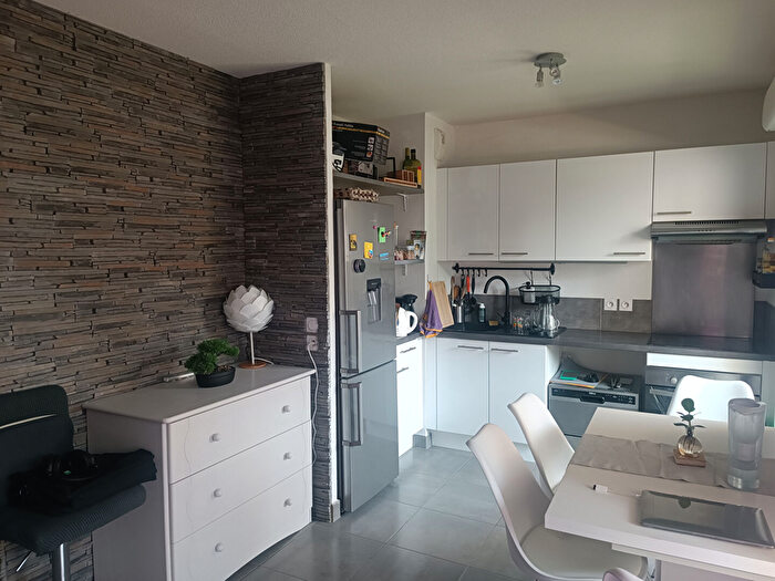 Appartement à louer - Istres, Etang - 3 pièces - 2 chambres