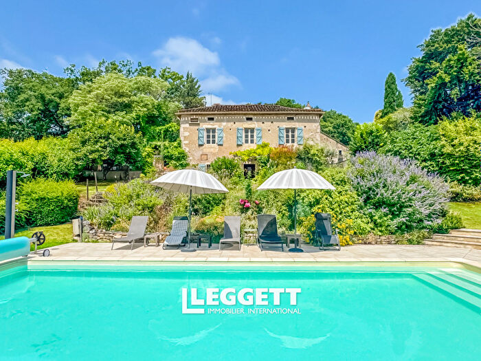 Maison à vendre - Valprionde - 5 pièces - 4 chambres