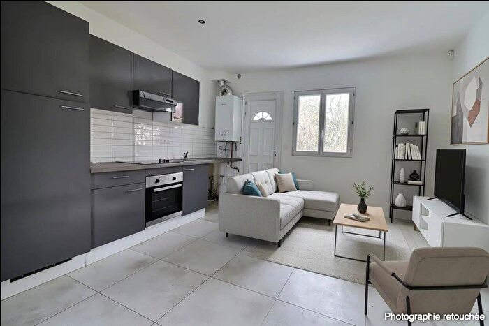 Maison à louer - Gournay-Jaurès-Gare, Creil - 3 pièces - 2 chambres