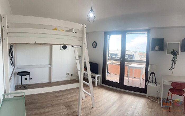 Appartement à louer - Strasbourg, Gare - 1 pièce