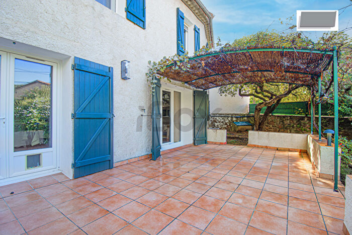 Maison à vendre - Saint-Mandrier-sur-Mer - 6 pièces - 5 chambres