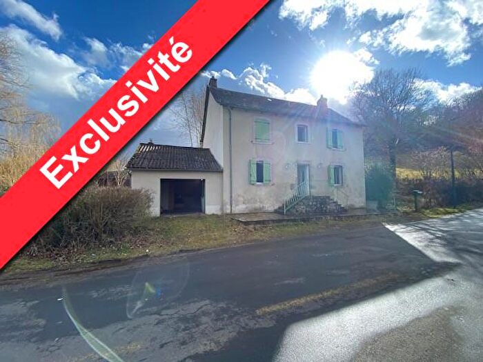 Maison à vendre - Ydes - 7 pièces - 4 chambres