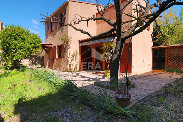 Maison à vendre - Marseille e , La Capelette - 5 pièces - 4 chambres